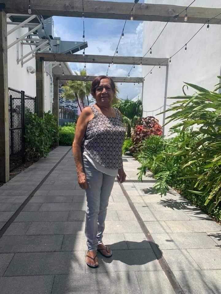 Lydia Pontón Ponce Obituary - Bayamon, PR