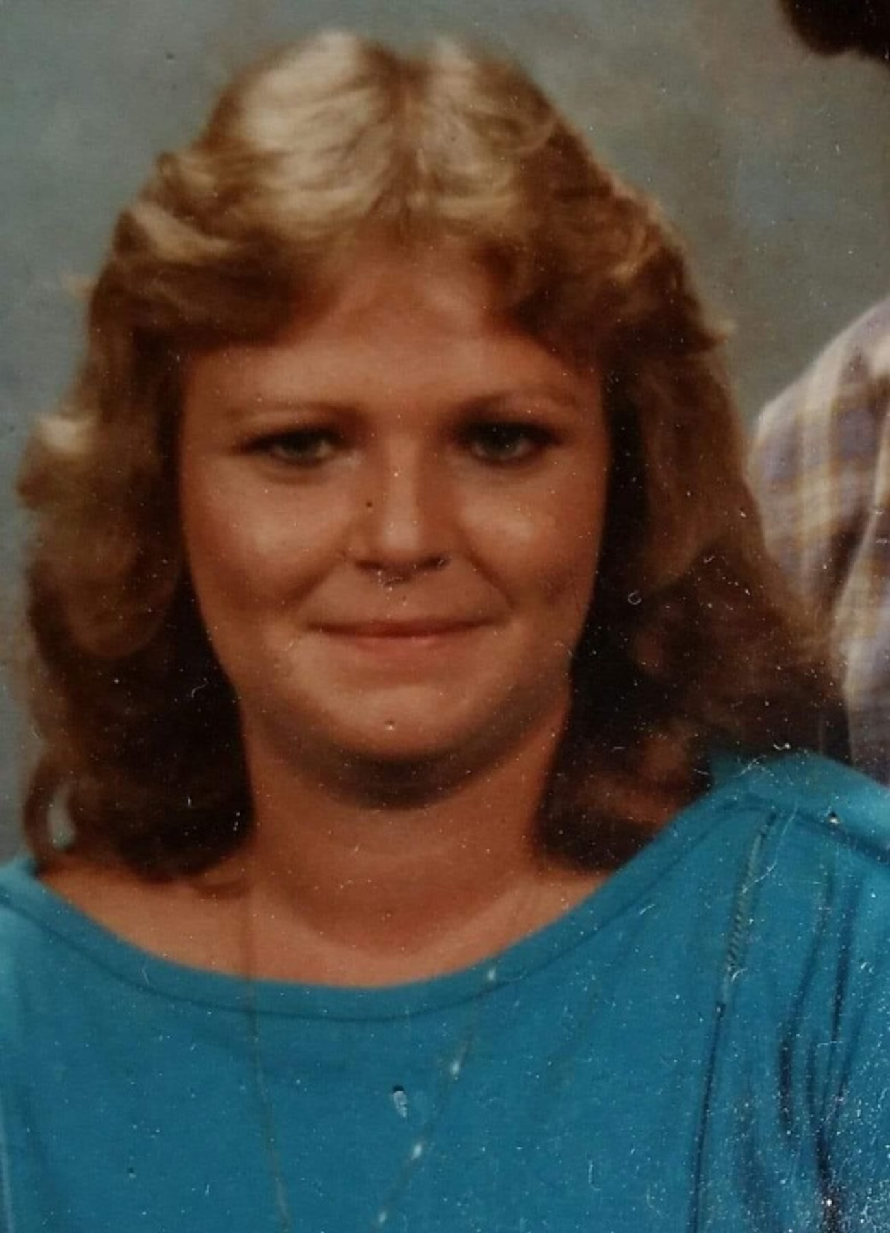 Gena Little's Instagram, Twitter & Facebook on IDCrawl