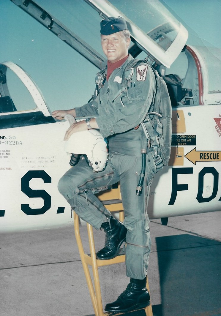 Donald Dean Carlson Obituary - Corona Del Mar, CA