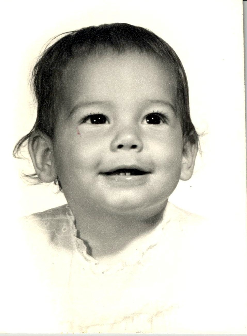 Lisa Khoury's Instagram, Twitter & Facebook on IDCrawl