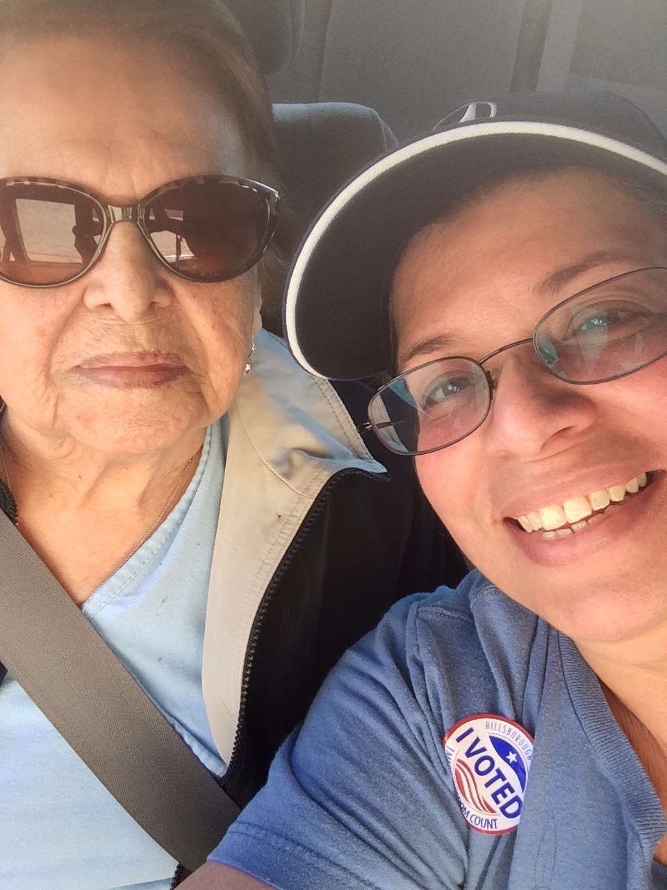 Roberto Rolon's Instagram, Twitter & Facebook on IDCrawl