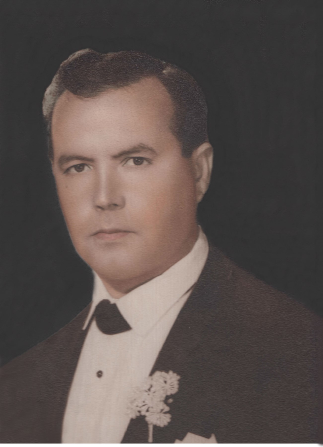 Enrique Reyes's Instagram, Twitter & Facebook on IDCrawl