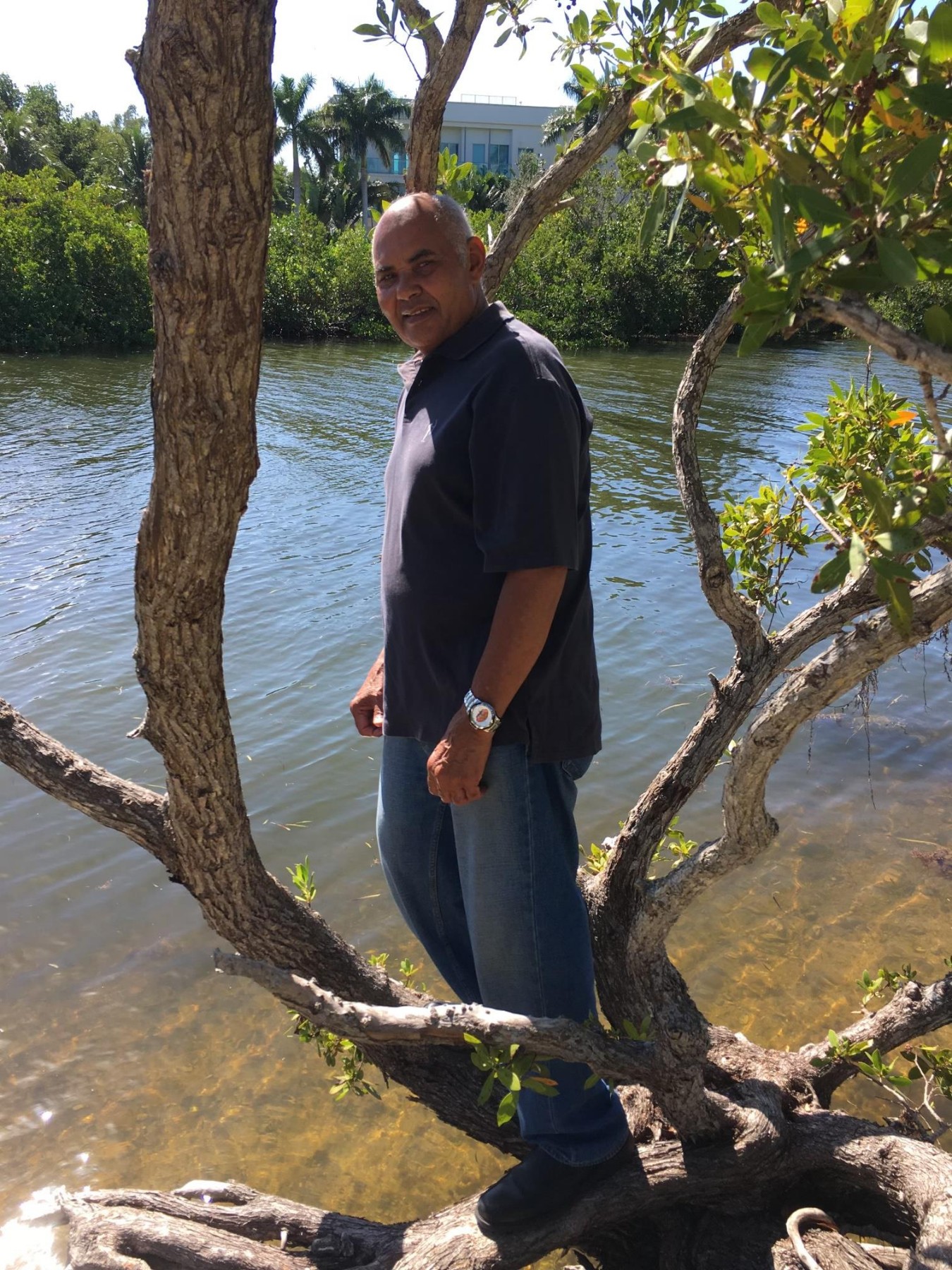 Manuel De Los Santos Obituary - Miami, FL