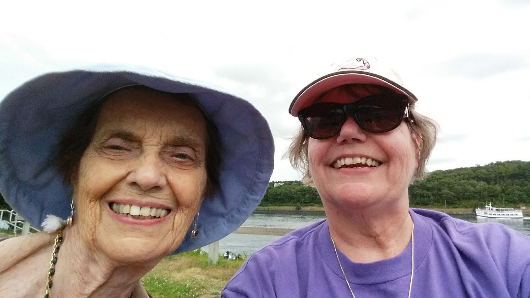 Carol Ritter's Instagram, Twitter & Facebook on IDCrawl