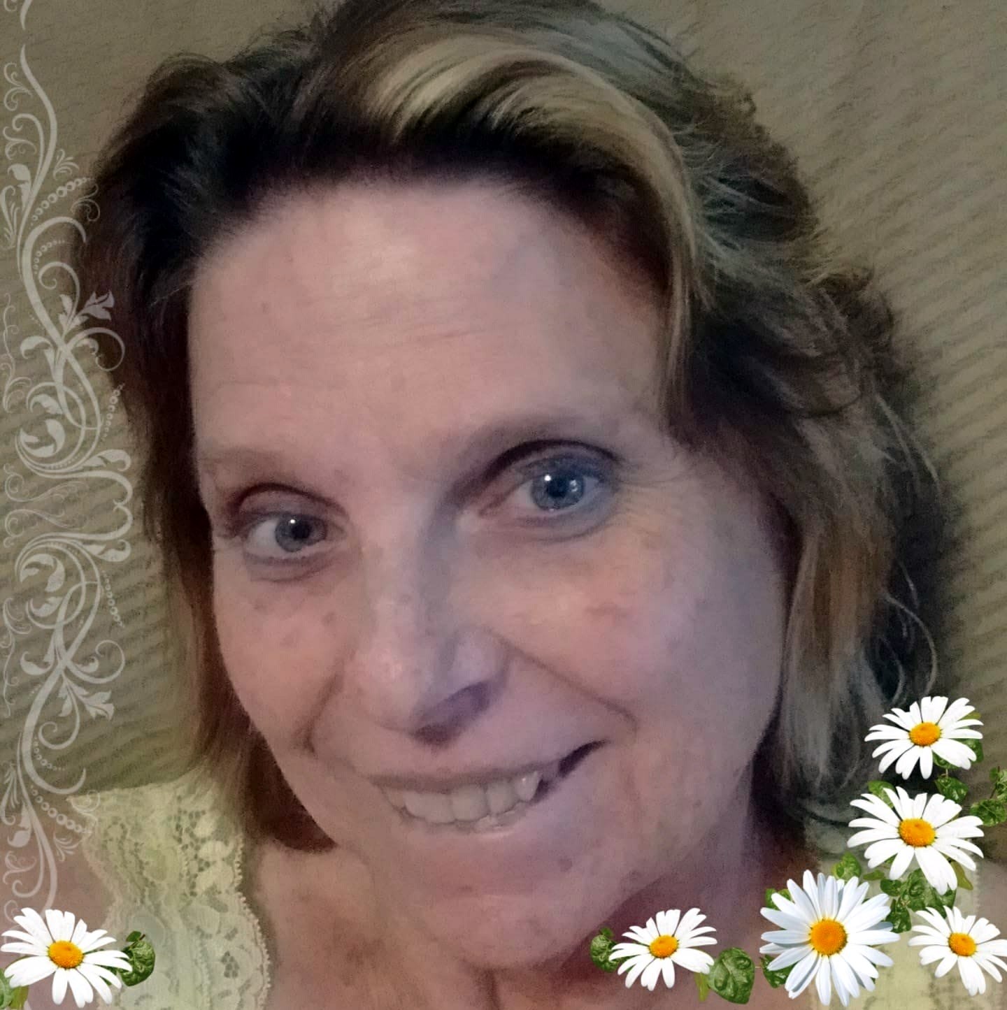 Sunshine Jones's Instagram, Twitter & Facebook on IDCrawl