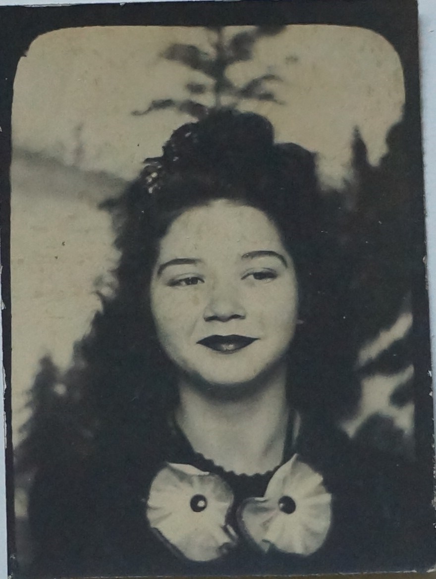 Virginia Drake's Instagram, Twitter & Facebook on IDCrawl