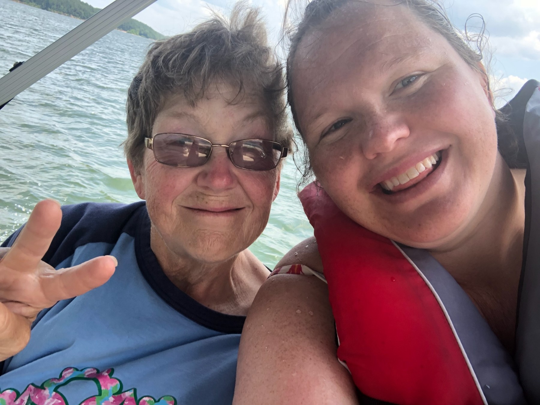 Brenda Hicks's Instagram, Twitter & Facebook on IDCrawl