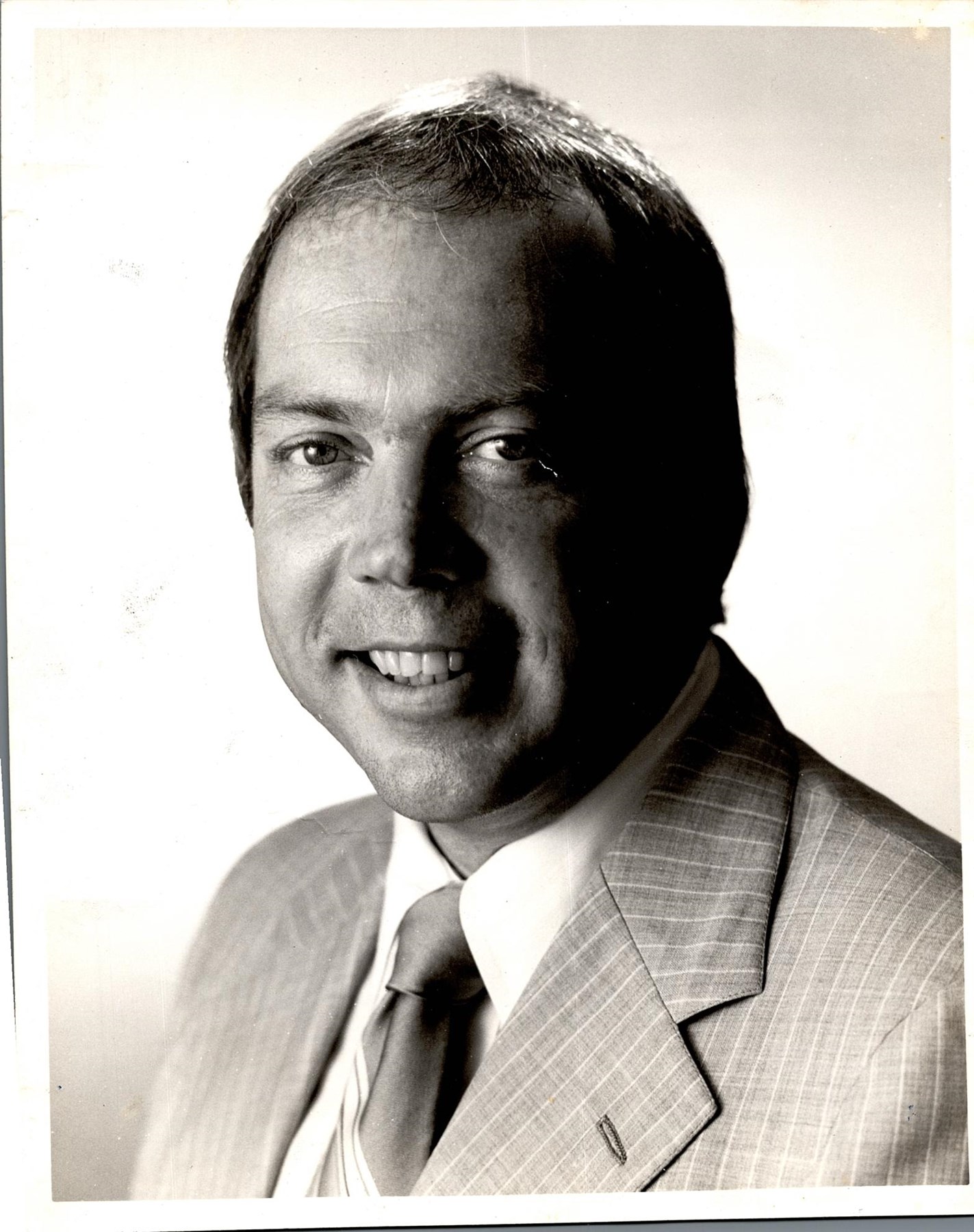 Linda Lofstrom's Instagram, Twitter & Facebook on IDCrawl