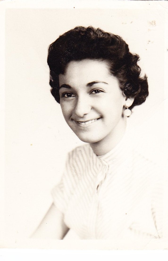 Lorraine Rinaldi's Instagram, Twitter & Facebook on IDCrawl