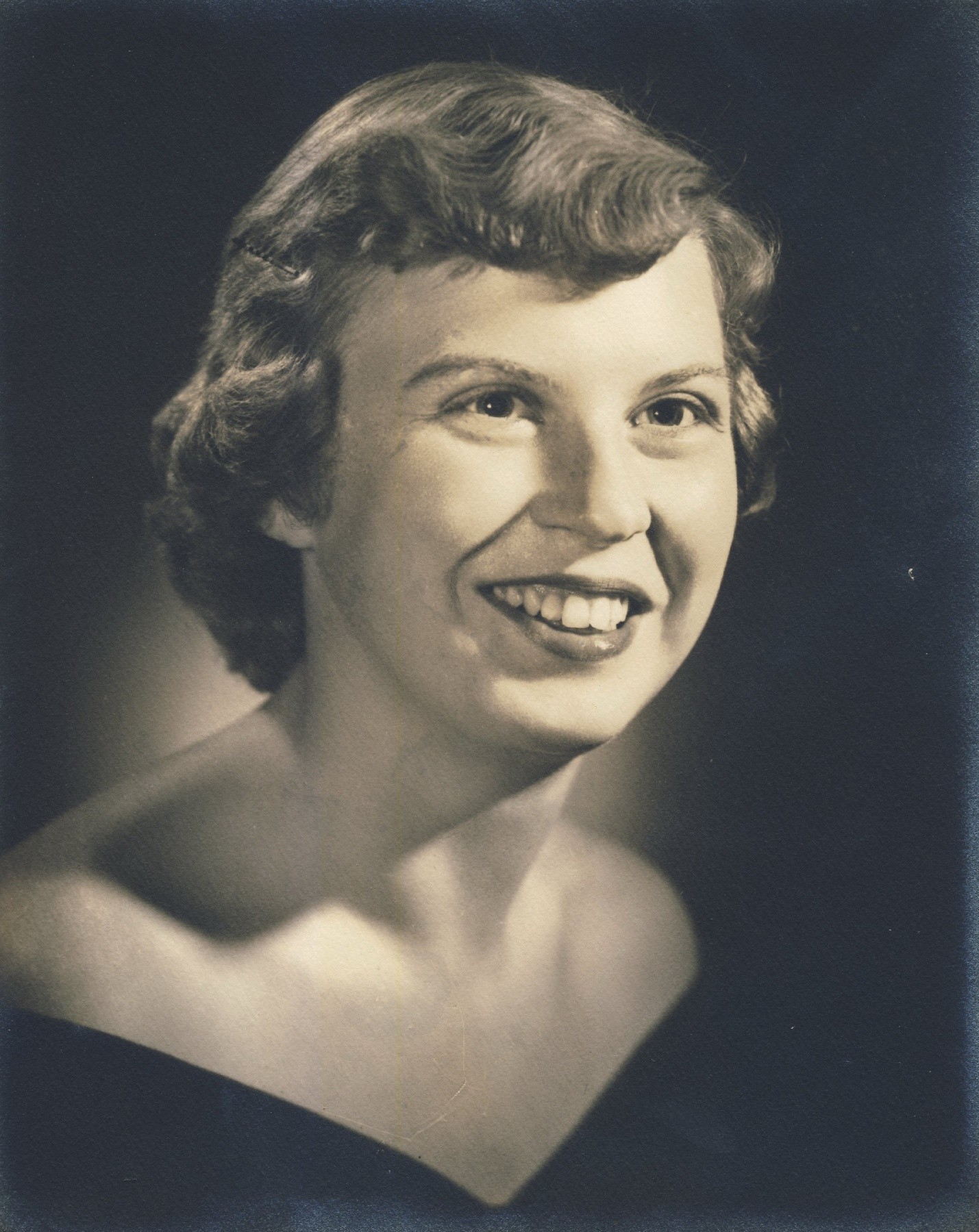 Sandra Knight's Instagram, Twitter & Facebook on IDCrawl