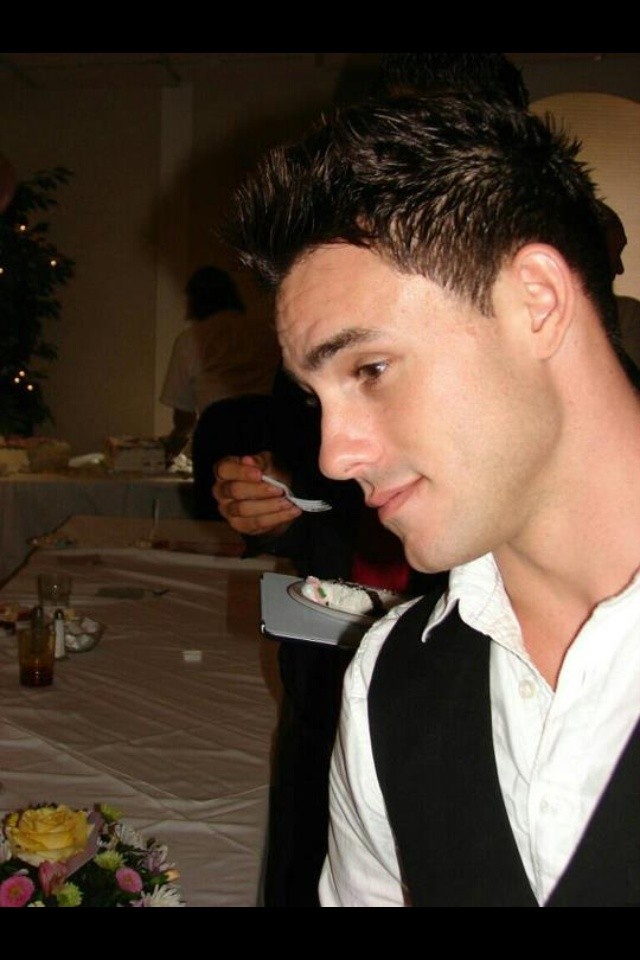 Matthew Edison's Instagram, Twitter & Facebook on IDCrawl