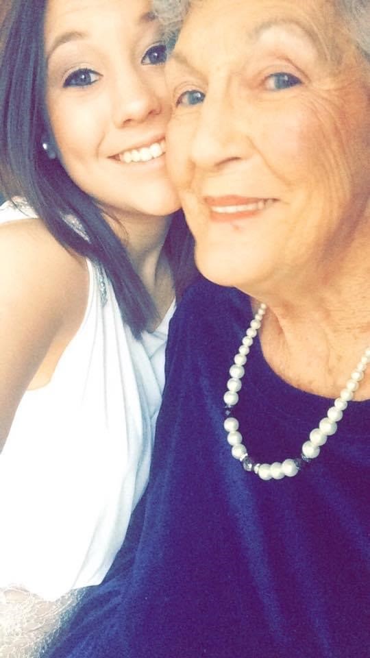 Daisy Hunt's Instagram, Twitter & Facebook on IDCrawl