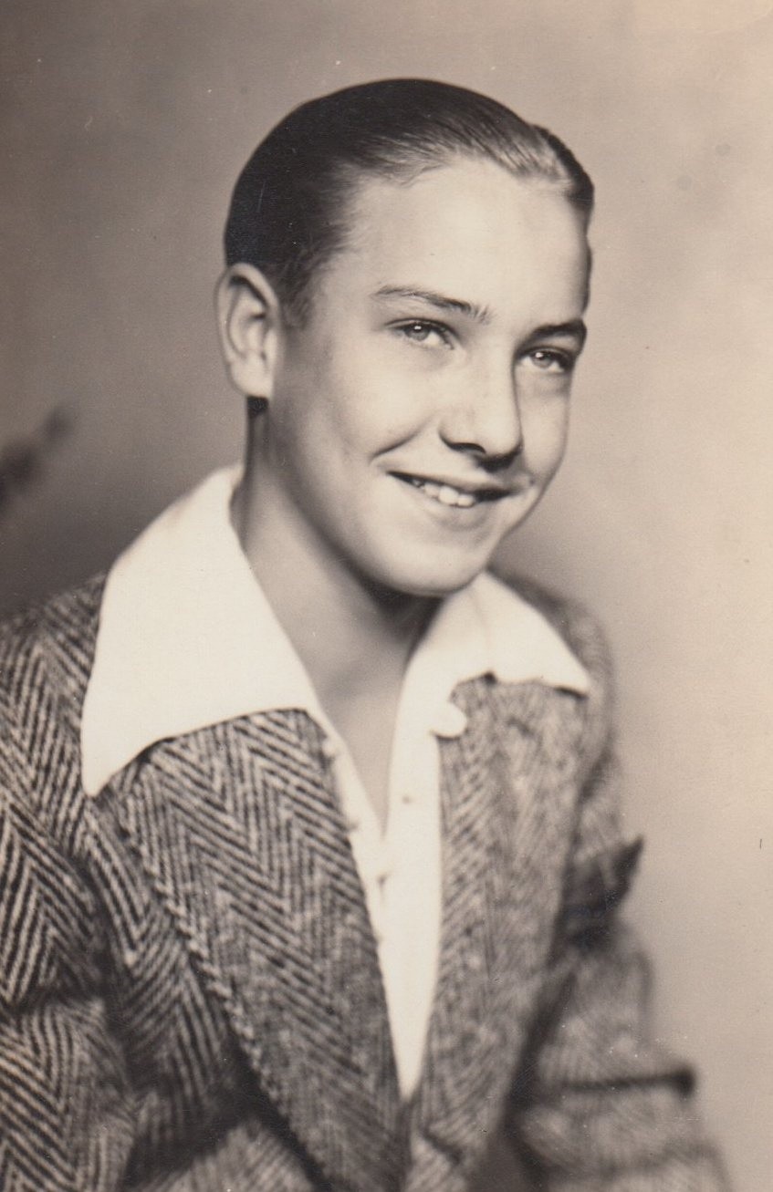 Emmett Larson's Instagram, Twitter & Facebook on IDCrawl