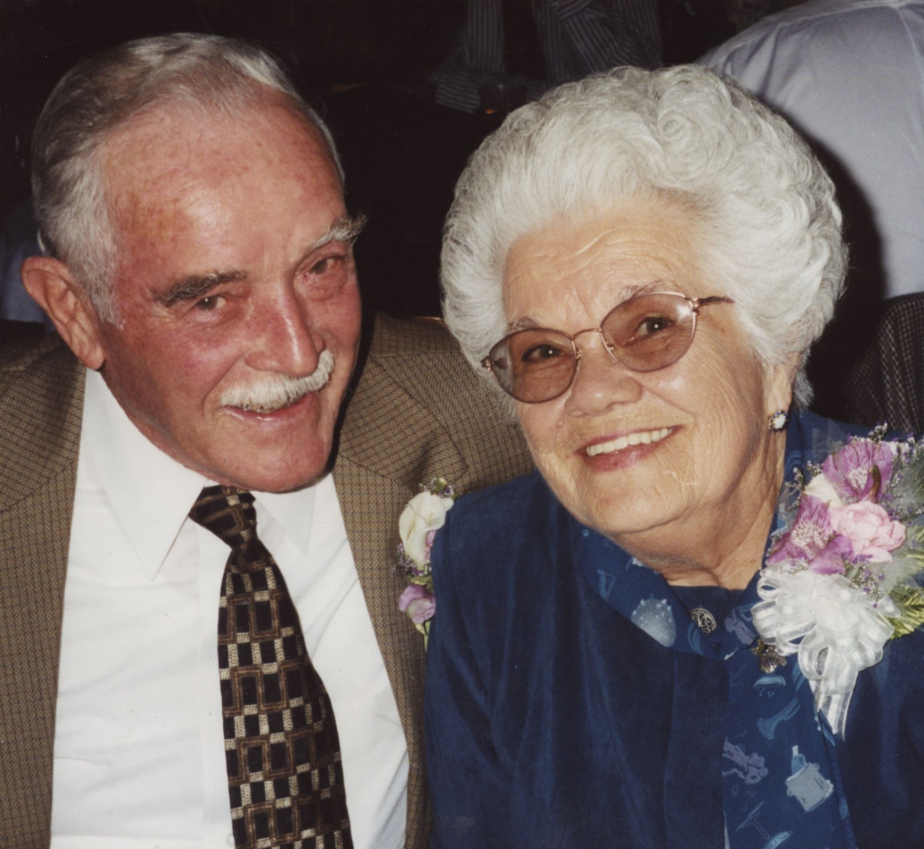 Sharon Mull's Instagram, Twitter & Facebook on IDCrawl