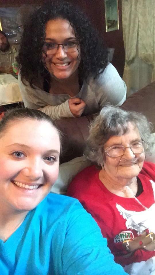 Ruth Carden's Instagram, Twitter & Facebook on IDCrawl