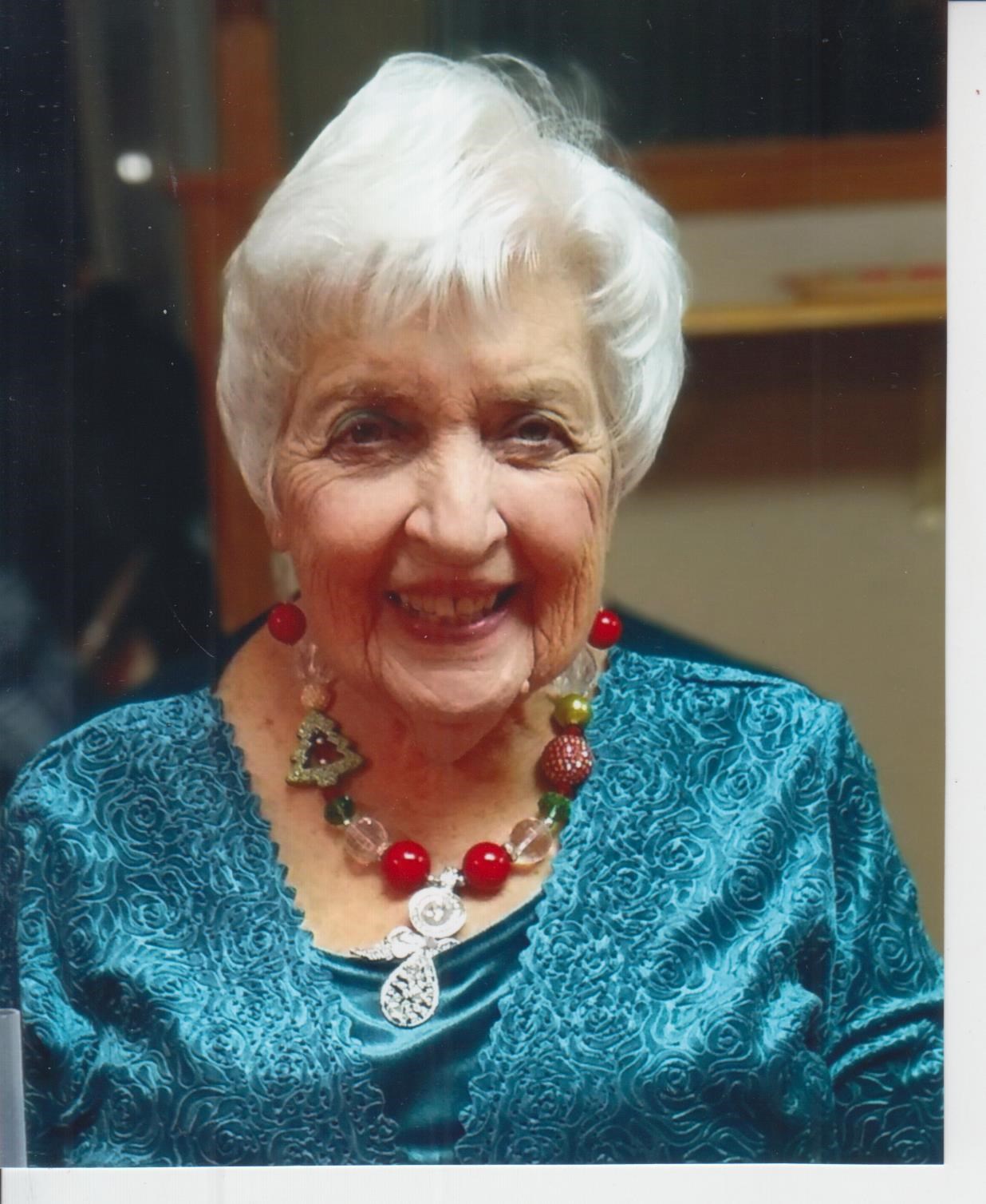 Gwen McCarter Obituary - Knoxville, TN