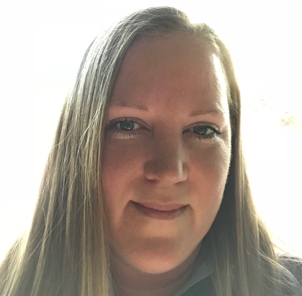 Lisa Pollock's Instagram, Twitter & Facebook on IDCrawl