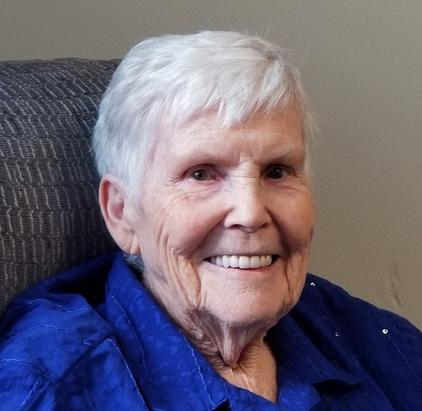 Leone Robertson Obituary - Edmonton, AB