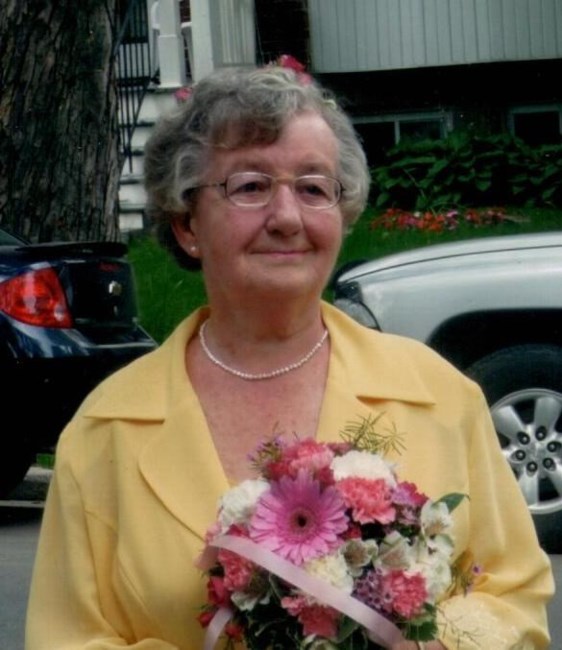 Helen Piecek Obituary - Verdun, QC