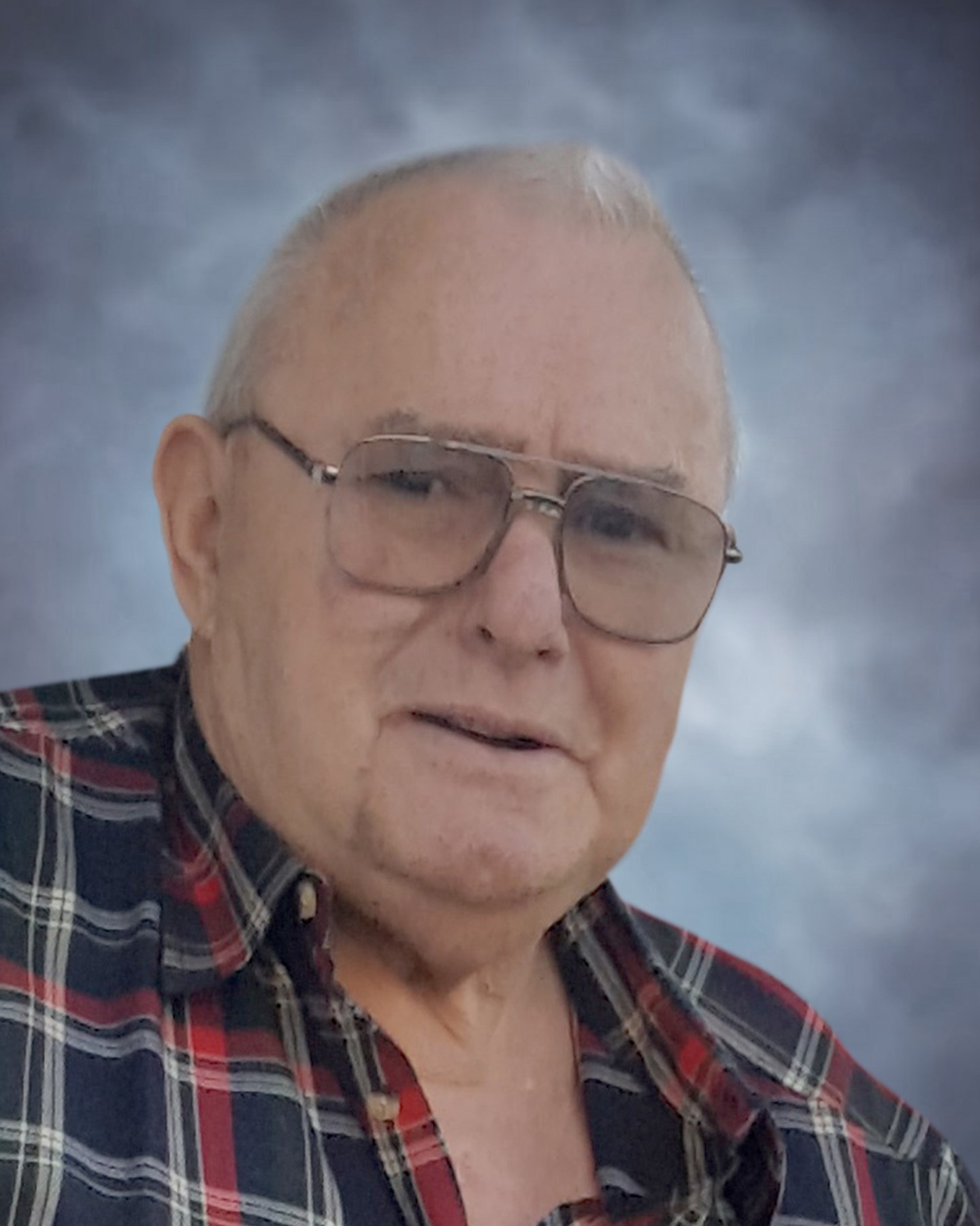 Douglas Stephenson Obituario - Cornwall, ON