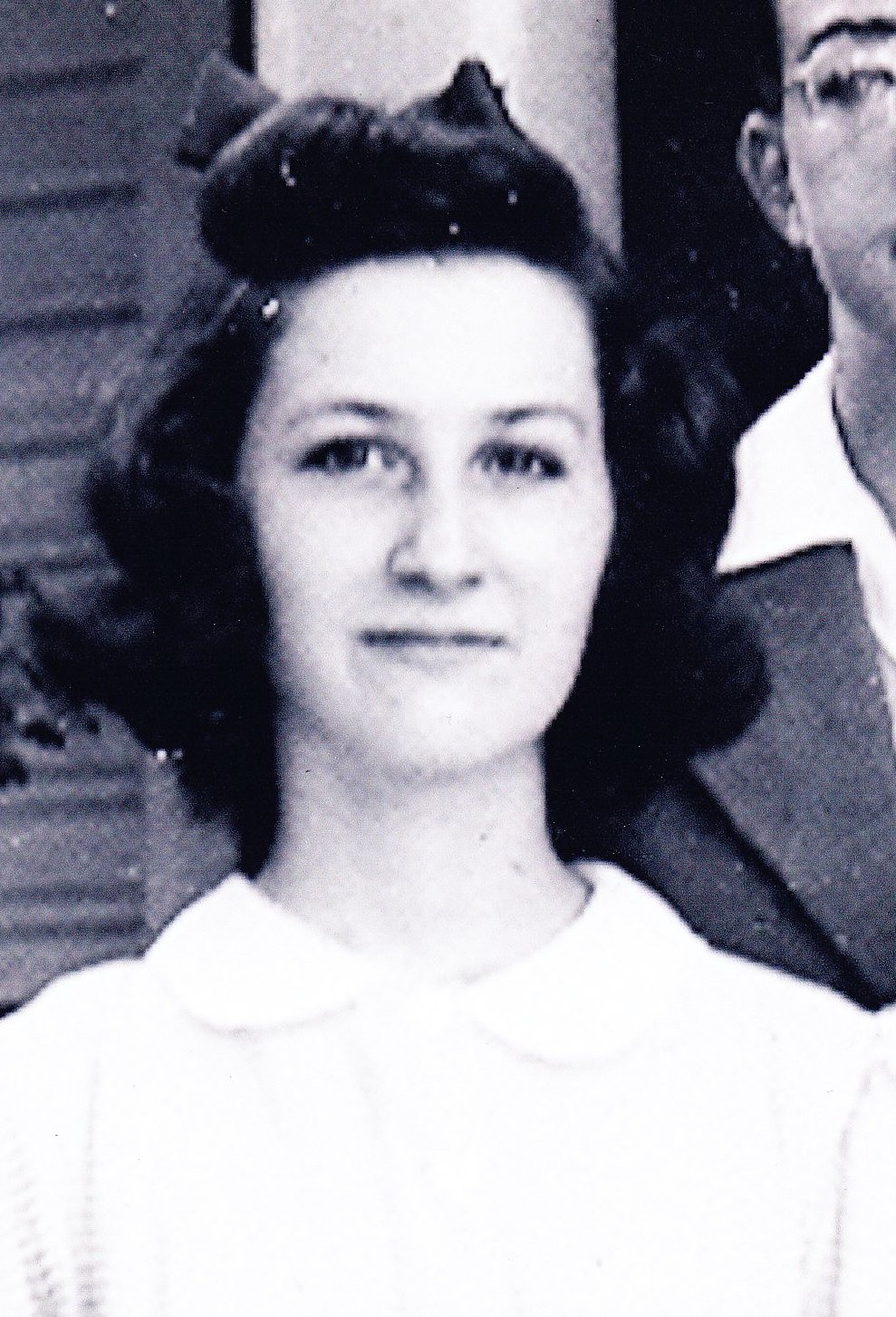 Karen Walthall's Instagram, Twitter & Facebook on IDCrawl