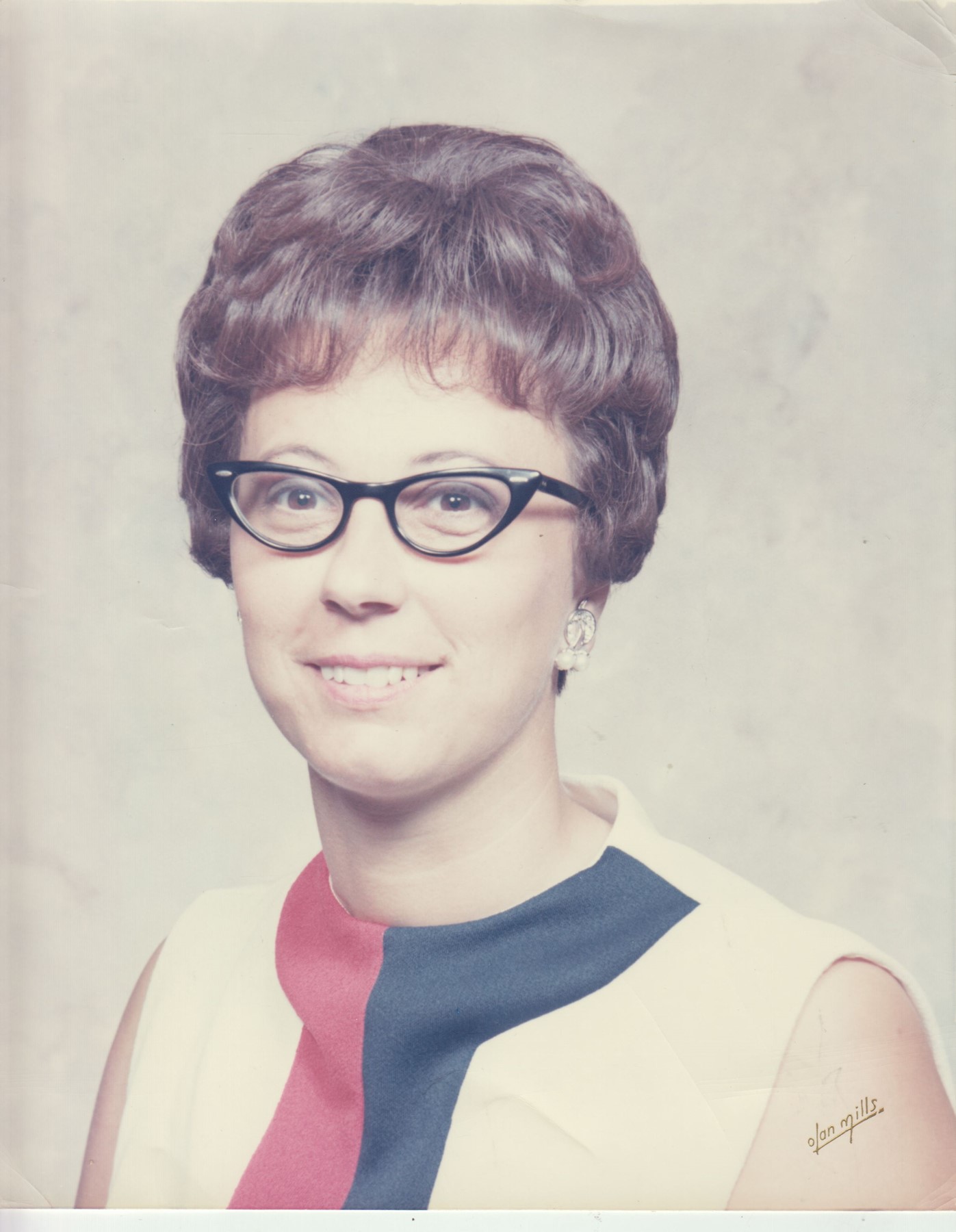 Constance Joy's Instagram, Twitter & Facebook on IDCrawl