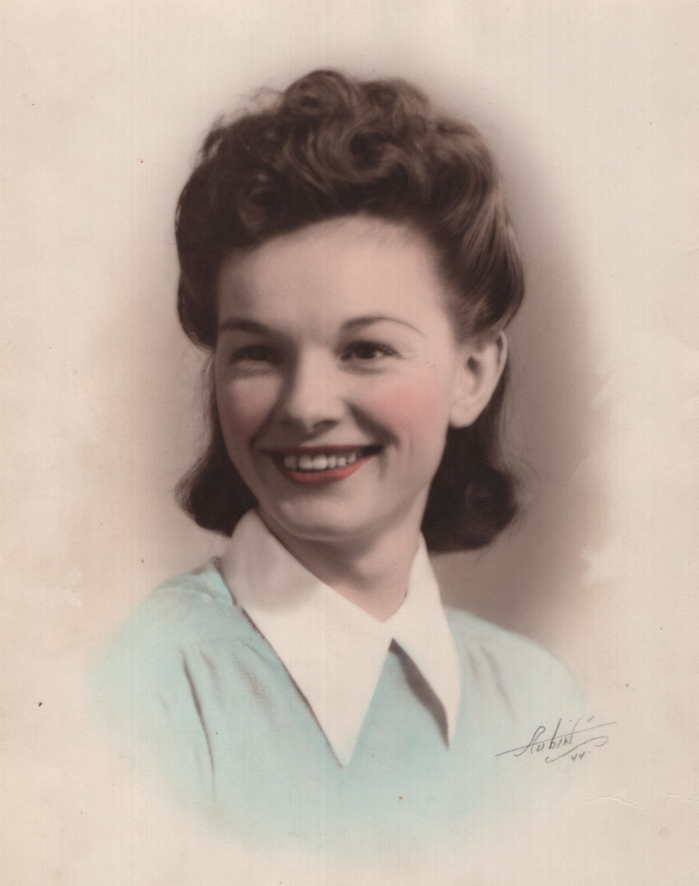 Angela Butera's Instagram, Twitter & Facebook on IDCrawl