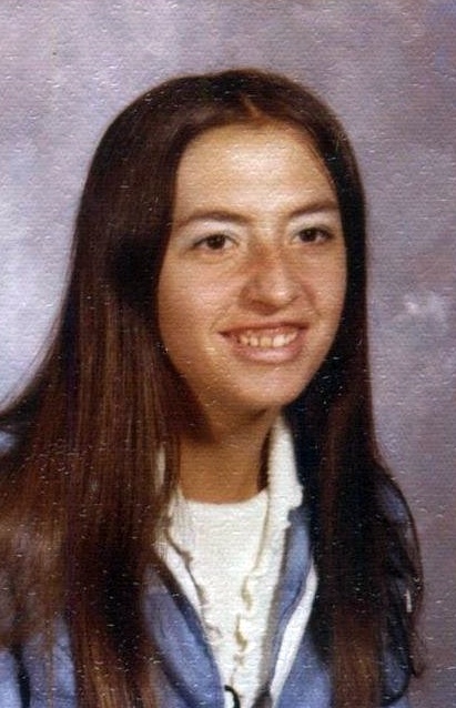 Lori Olson's Instagram, Twitter & Facebook on IDCrawl