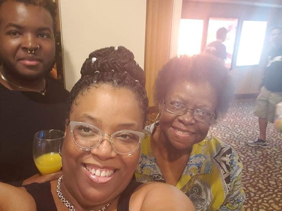 Shirley Neal's Instagram, Twitter & Facebook on IDCrawl