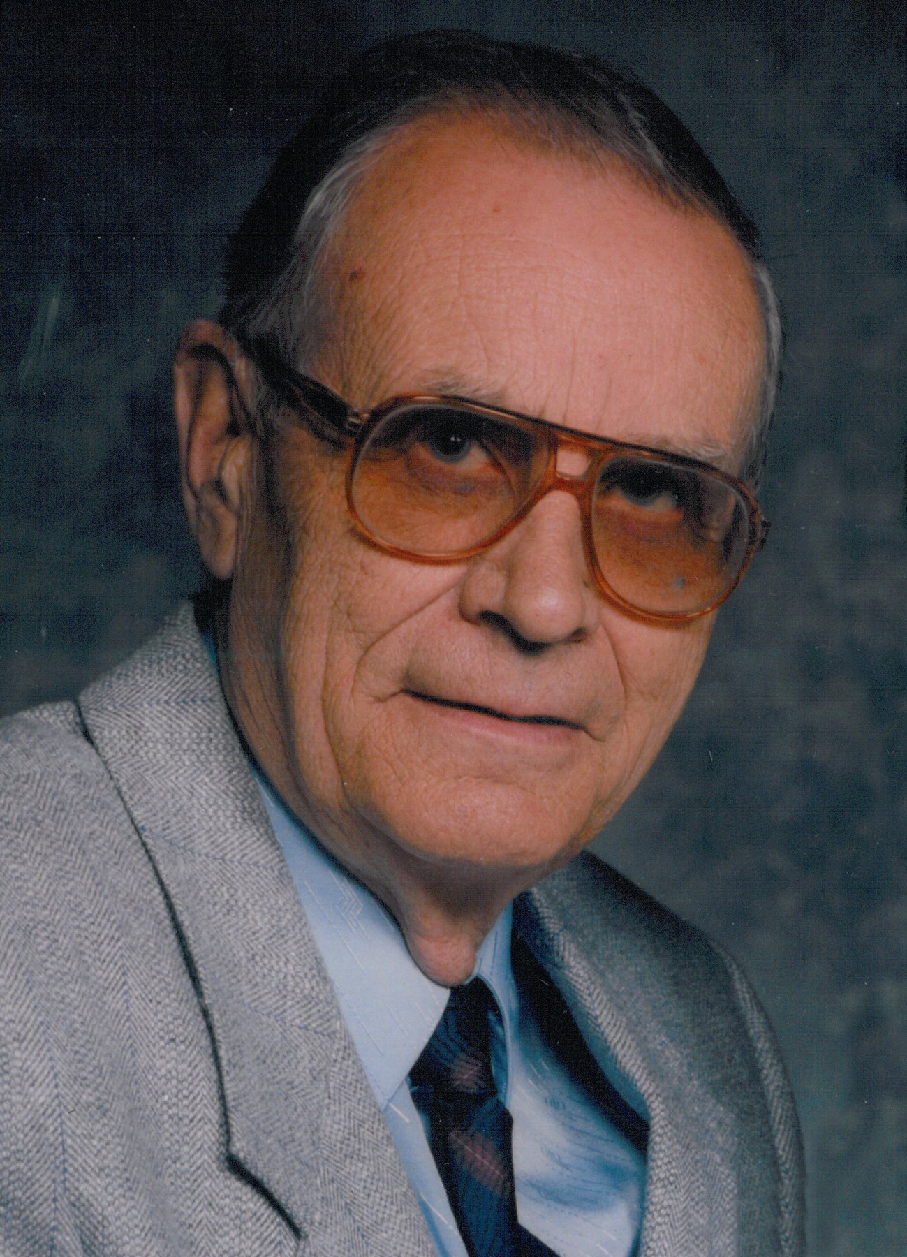 Lester "Les" Hendricks Obituary - Calgary, AB