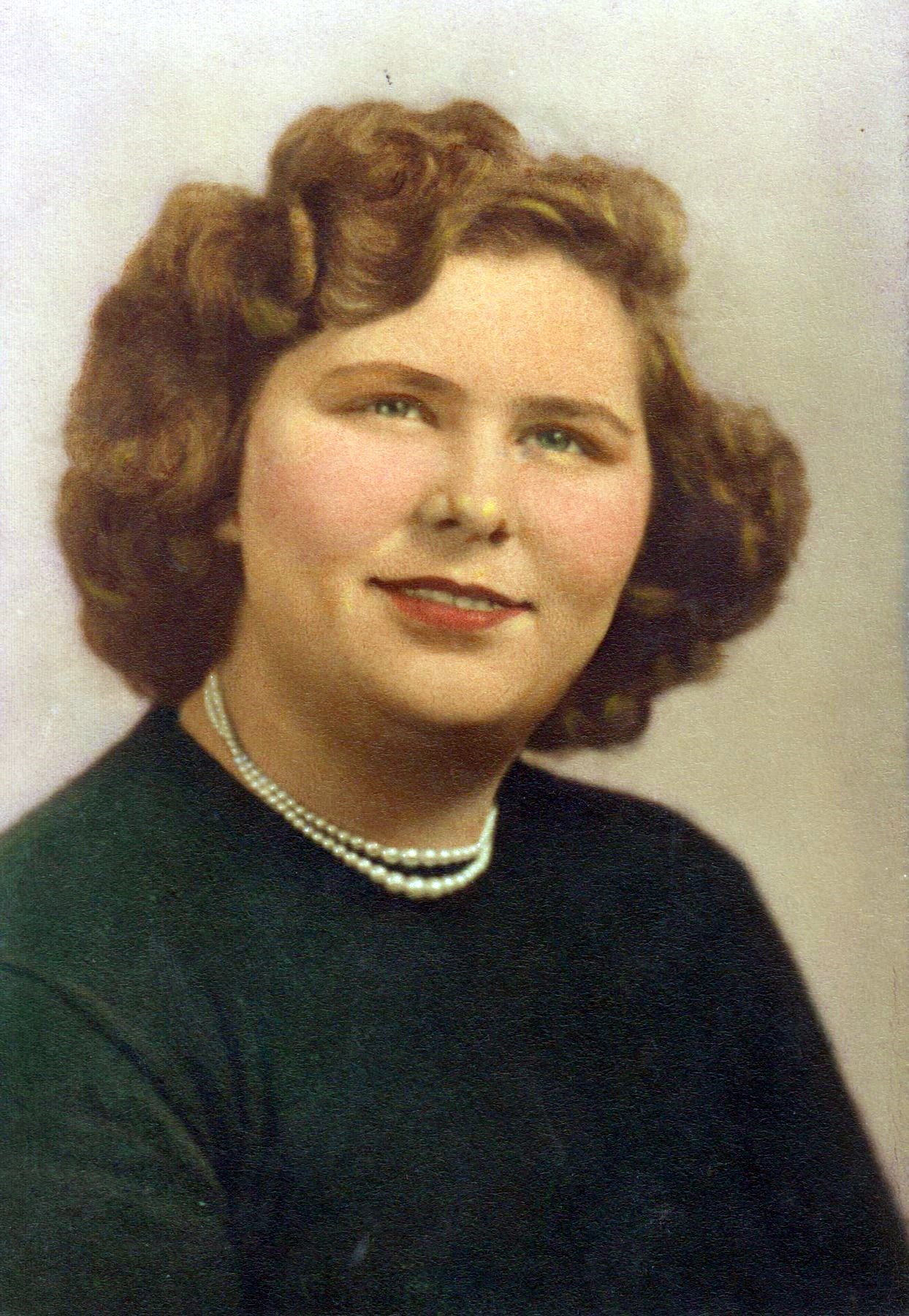 Lillian "Lil" Brunn Brunn Johns Obituary - New Bern, NC