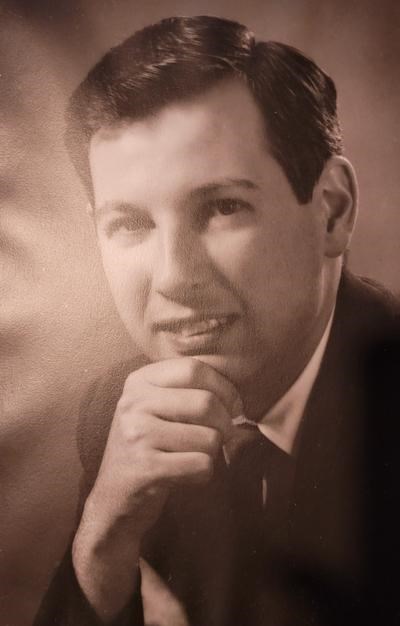 Charles Martinelli Obituary - Hollywood, FL