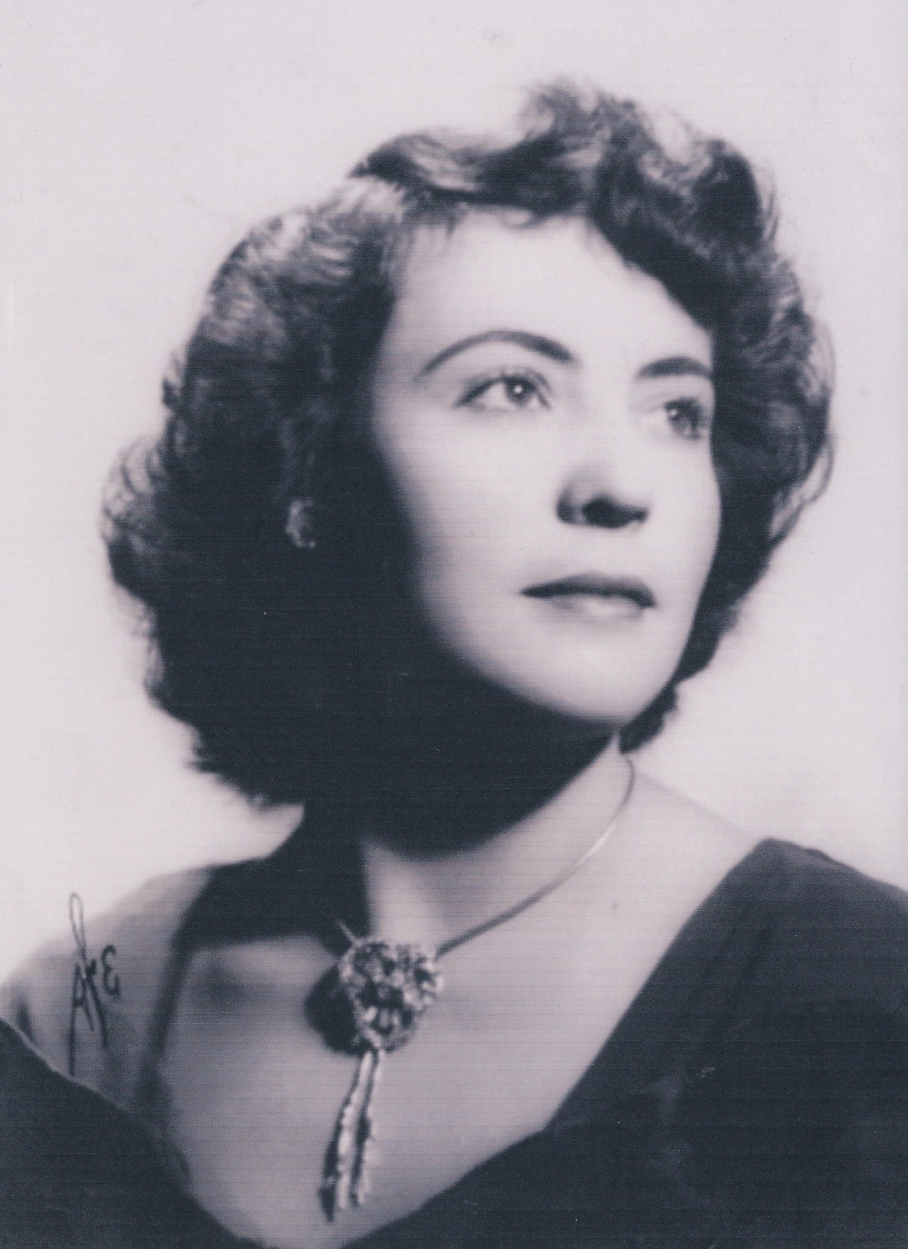Esther Diaz Obituary