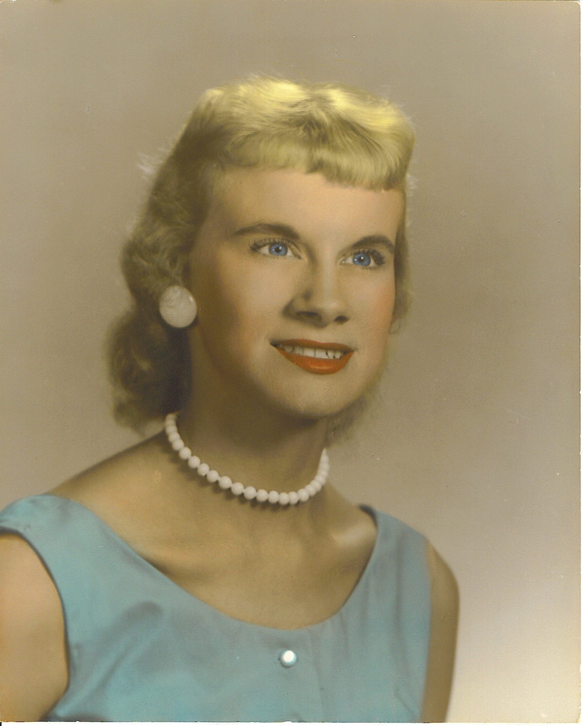 Angela Beebe's Instagram, Twitter & Facebook on IDCrawl