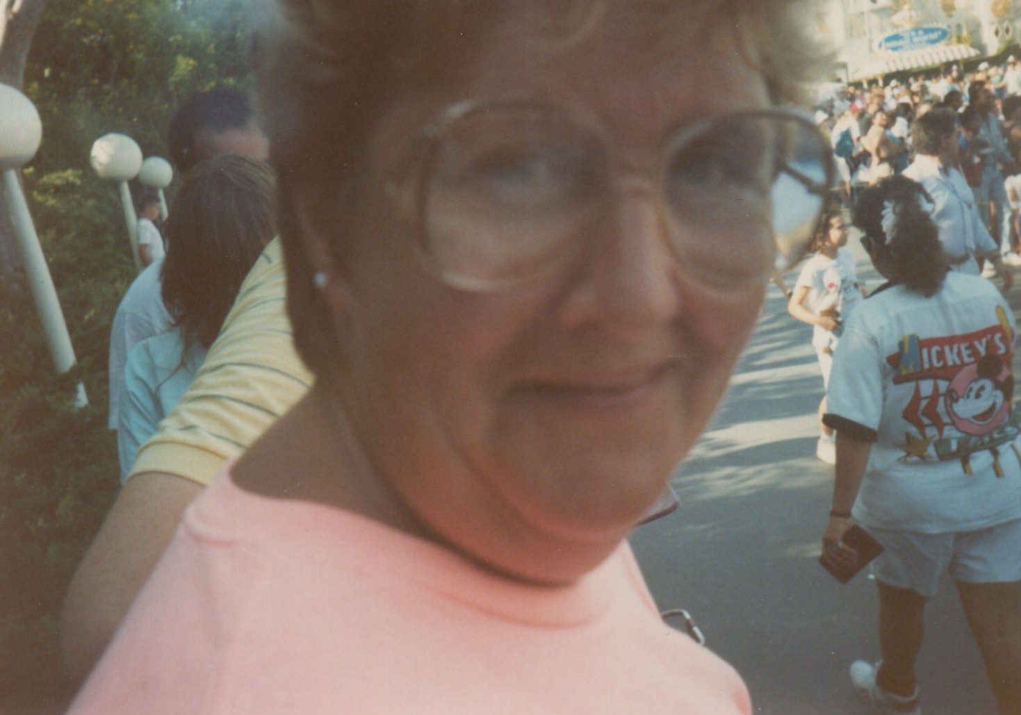 Sally Wheatley's Instagram, Twitter & Facebook on IDCrawl