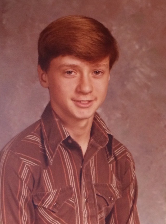 Holly Hutchens's Instagram, Twitter & Facebook on IDCrawl