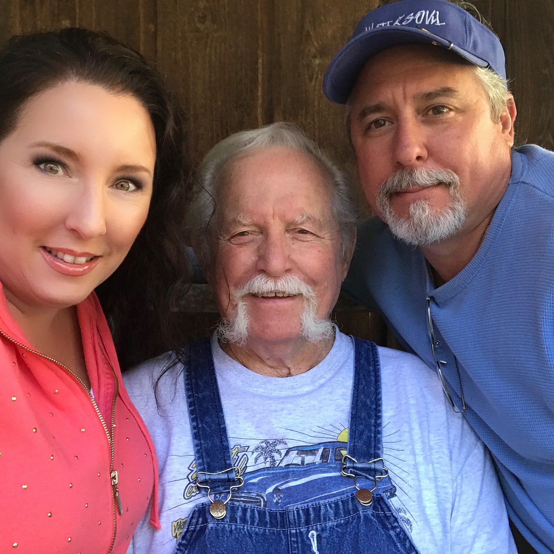 Van Daniel's Instagram, Twitter & Facebook on IDCrawl