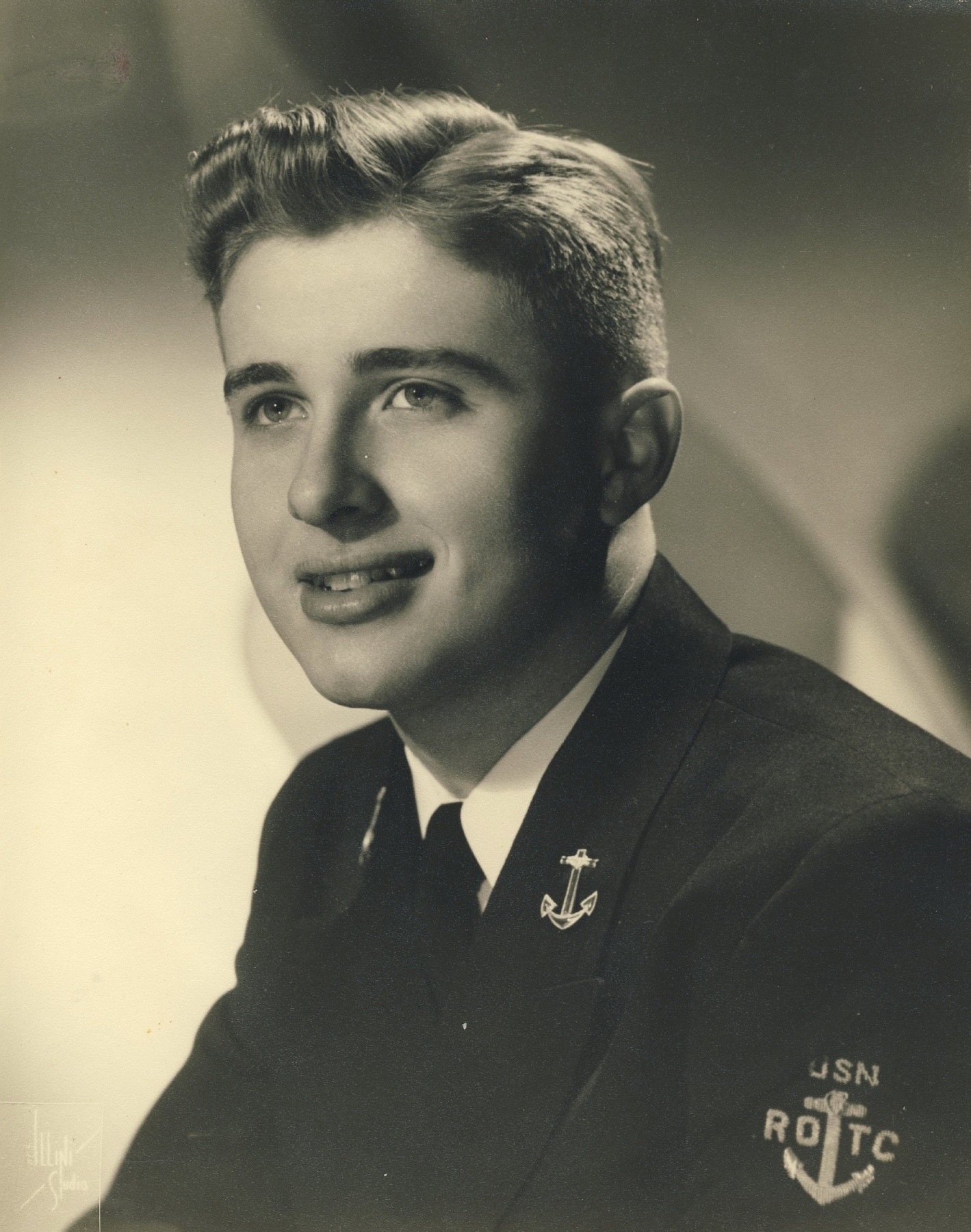 Laura Loflin's Instagram, Twitter & Facebook on IDCrawl