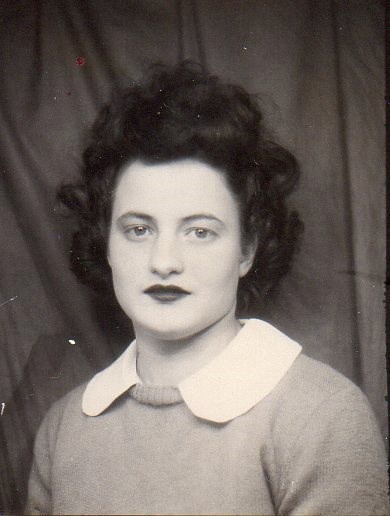 Mary Moyle's Instagram, Twitter & Facebook on IDCrawl