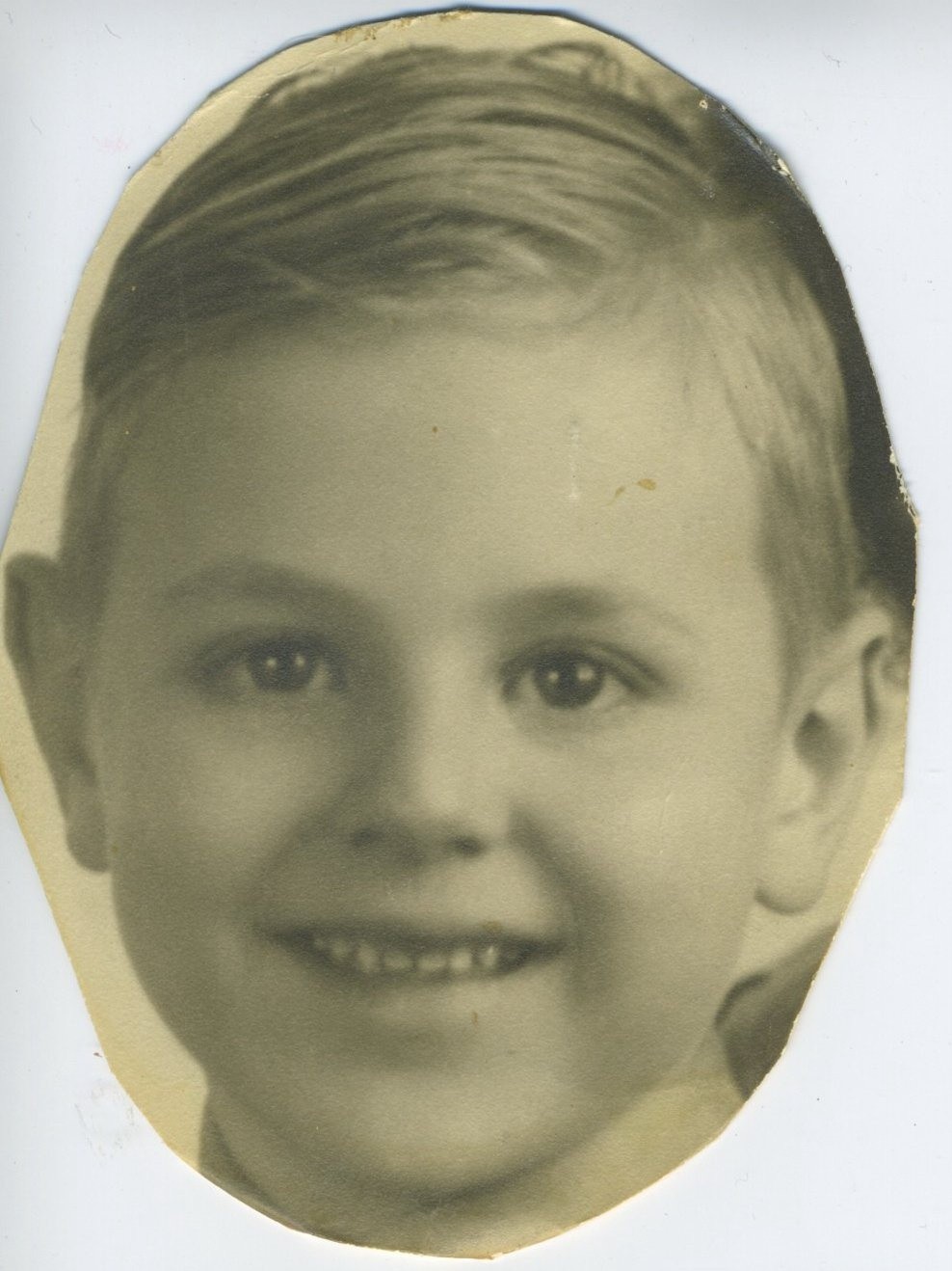 Ellis Carter's Instagram, Twitter & Facebook on IDCrawl