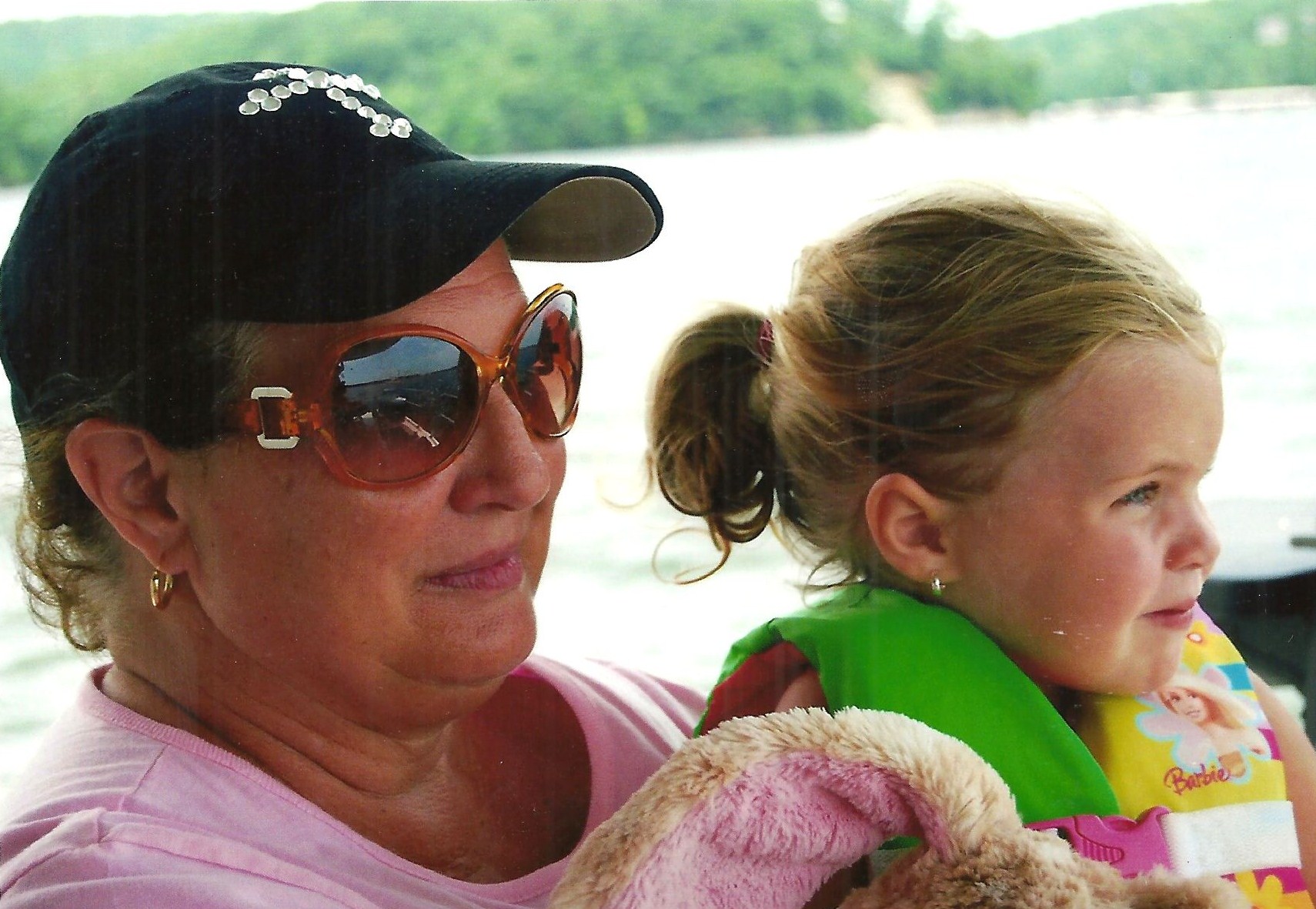 Susan Goetz's Instagram, Twitter & Facebook on IDCrawl