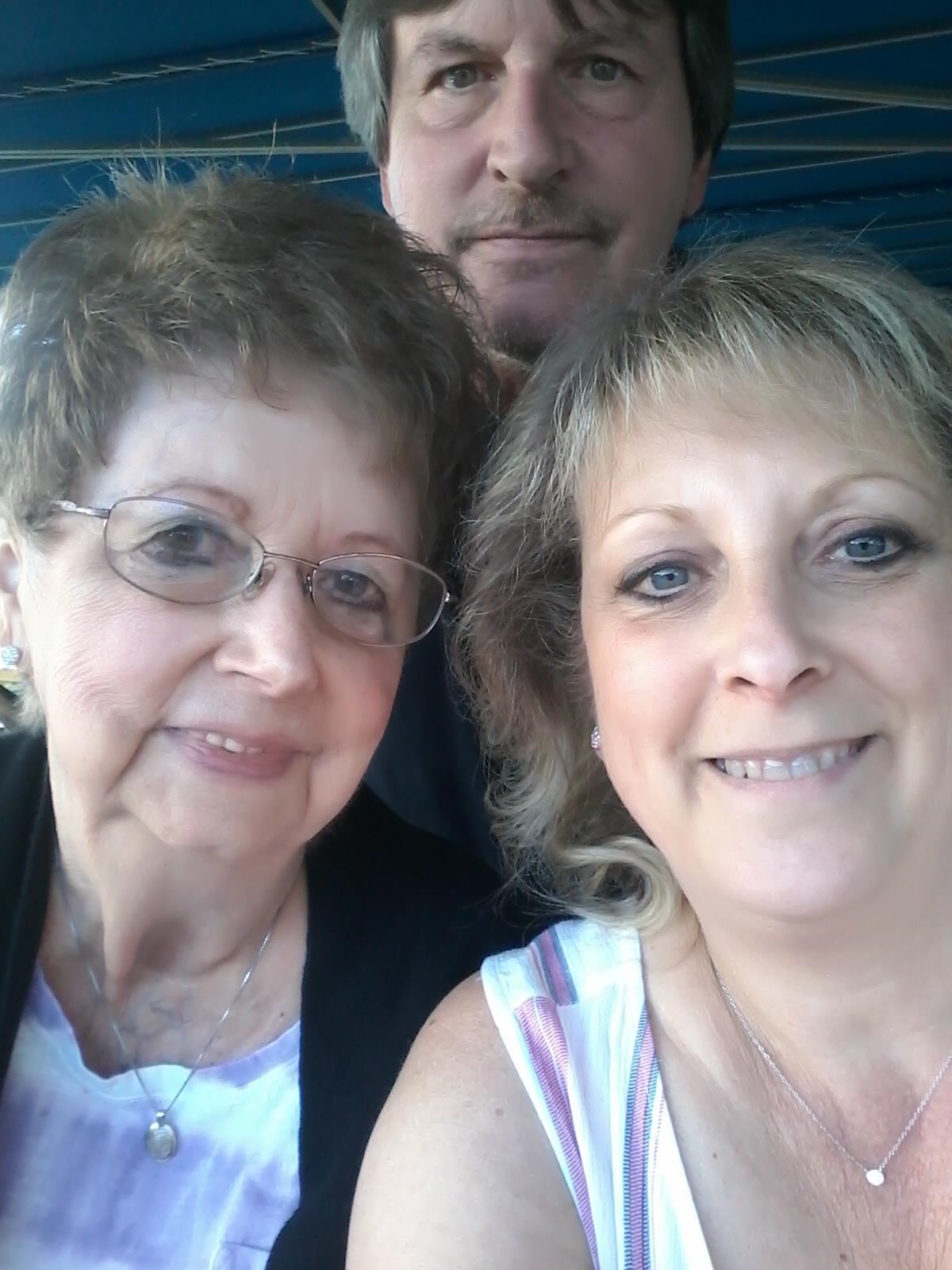 Jessica Routhier's Instagram, Twitter & Facebook on IDCrawl