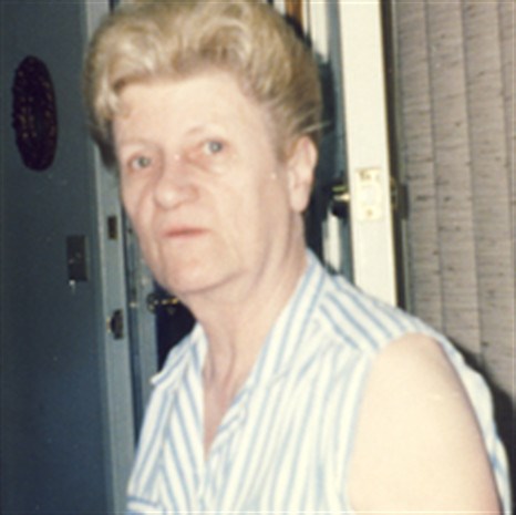 Elizabeth Ash's Instagram, Twitter & Facebook on IDCrawl