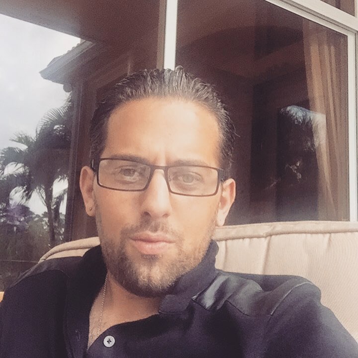 Lisa Vigliotti's Instagram, Twitter & Facebook on IDCrawl