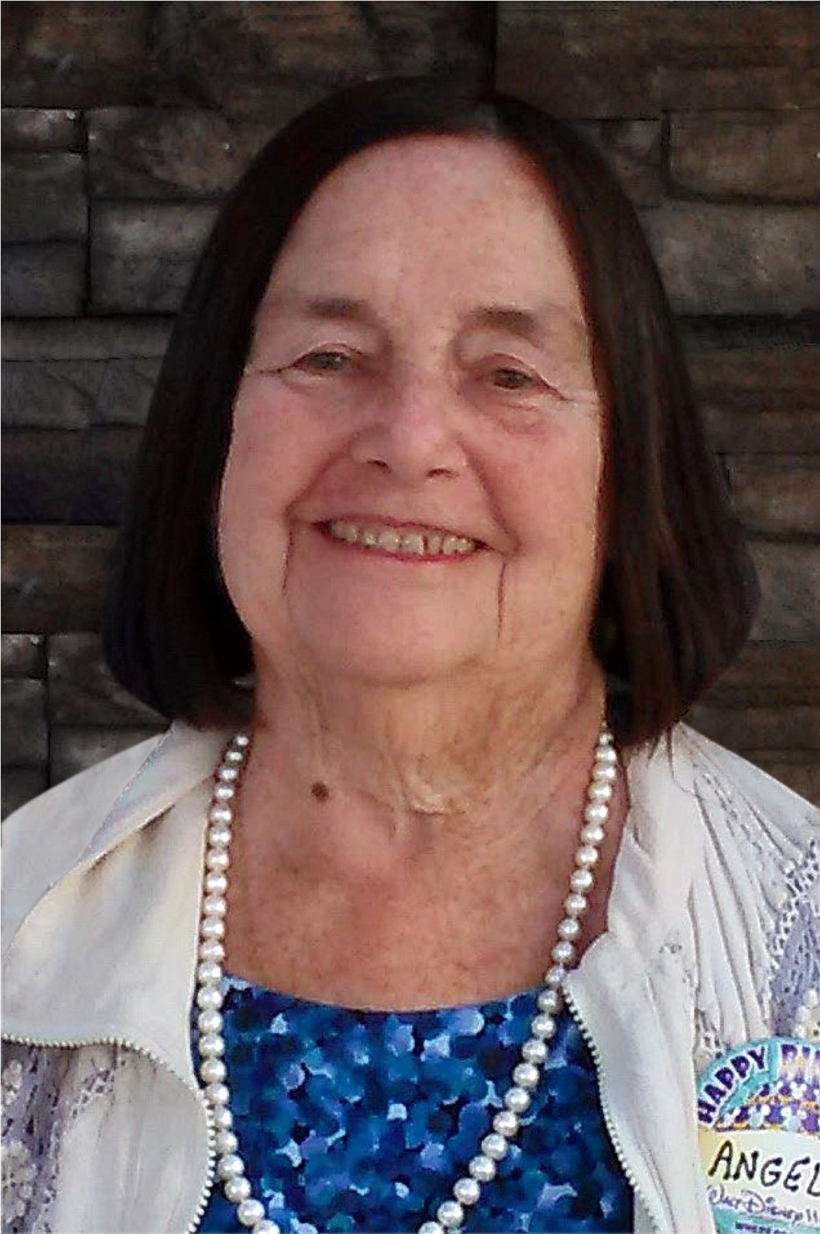 Angela Hamilton's Instagram, Twitter & Facebook on IDCrawl