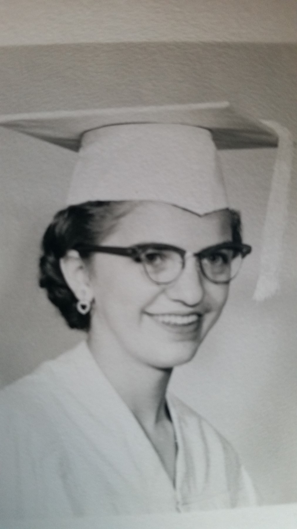 Shona Fox's Instagram, Twitter & Facebook on IDCrawl