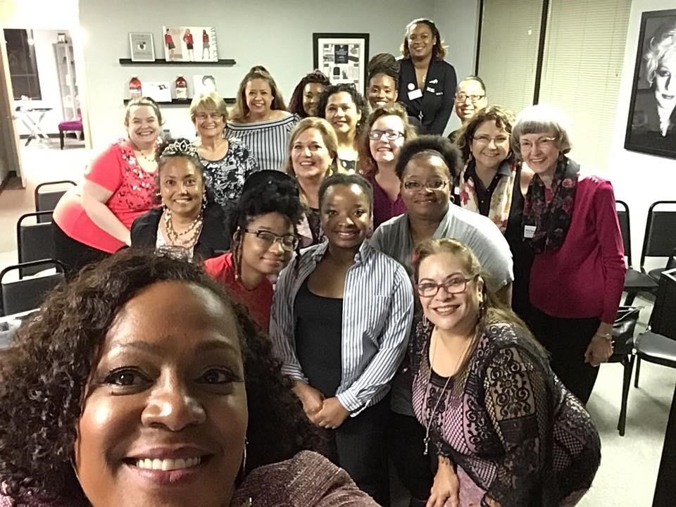 Leanne Barker's Instagram, Twitter & Facebook on IDCrawl