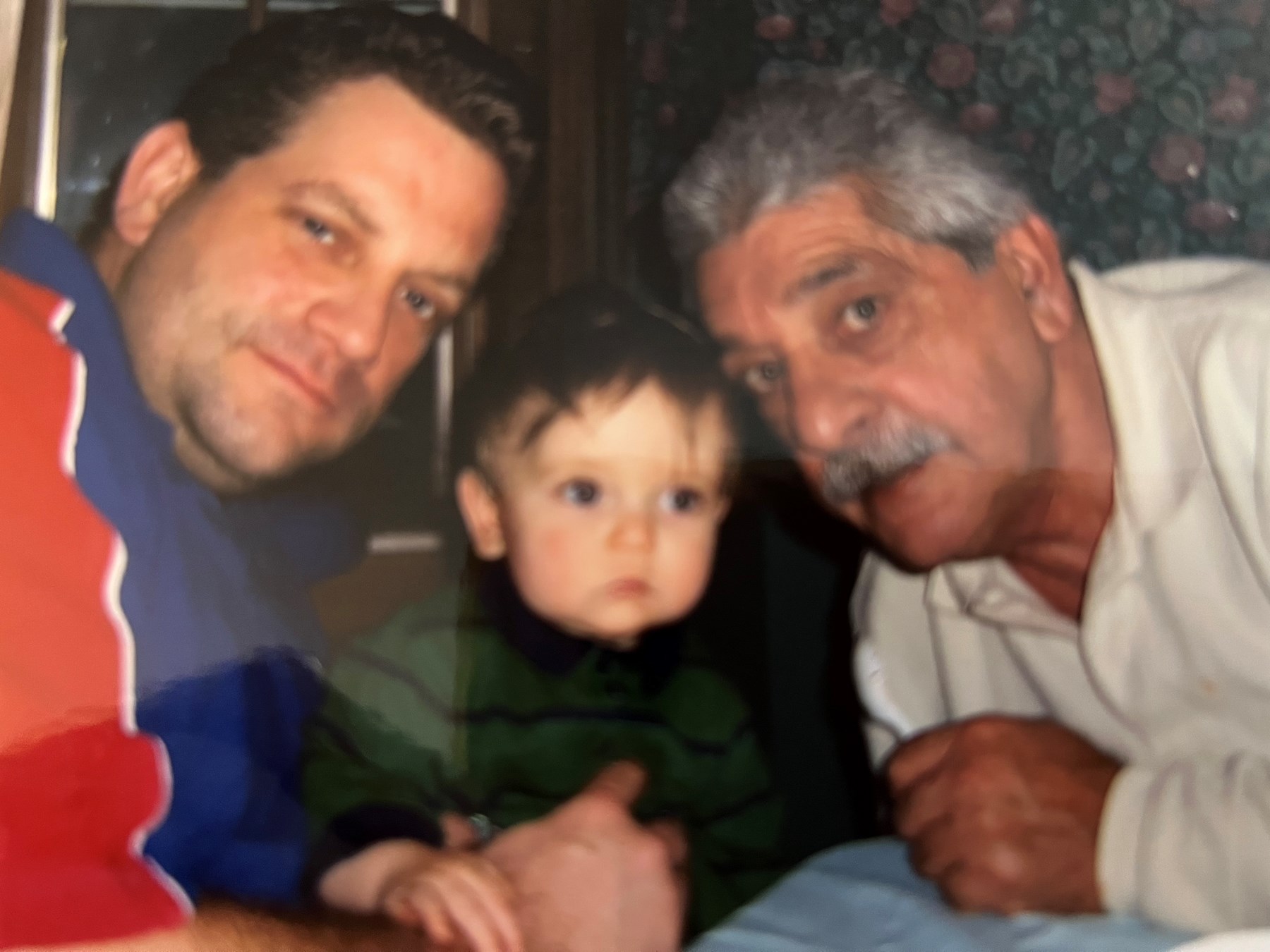 Karen Molinaro's Instagram, Twitter & Facebook on IDCrawl