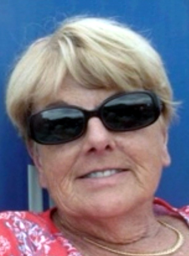 Sharon Carl Obituary - St. Clair Shores, MI